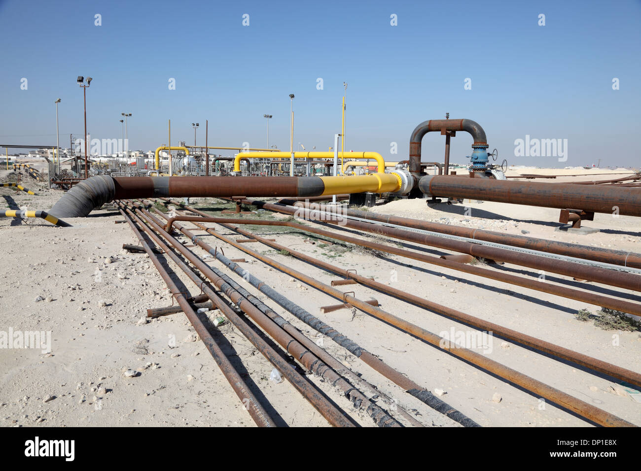 Oil and gas pipeline in the desert of Bahrain, Middle East Stock Photo ...