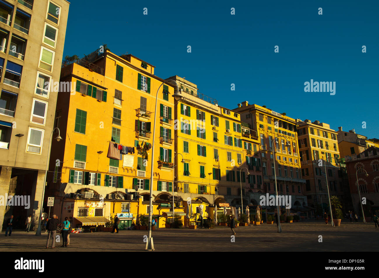 Genoa old buildings hi-res stock photography and images - Alamy