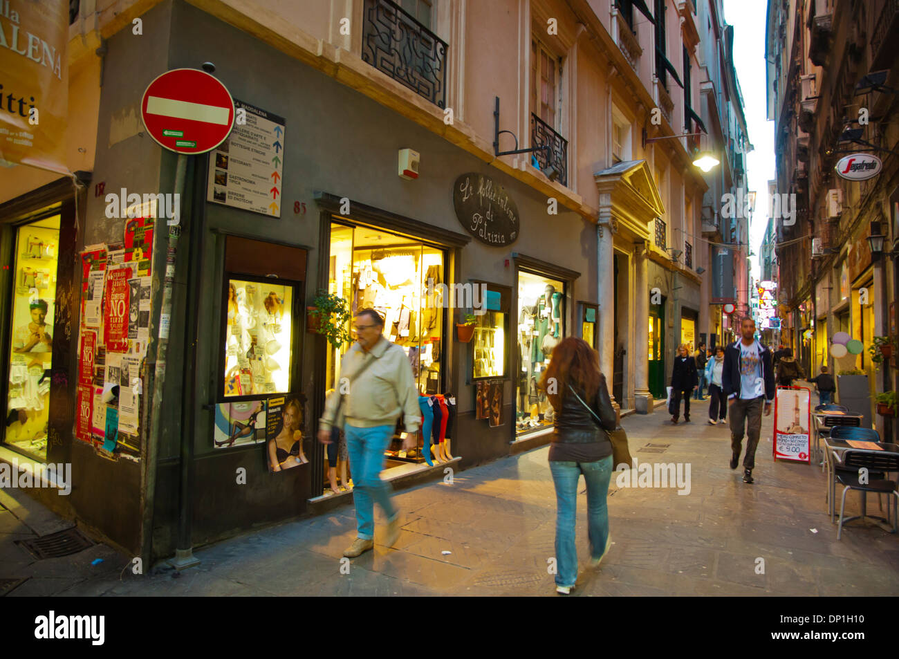 Genoa old town hi-res stock photography and images - Alamy