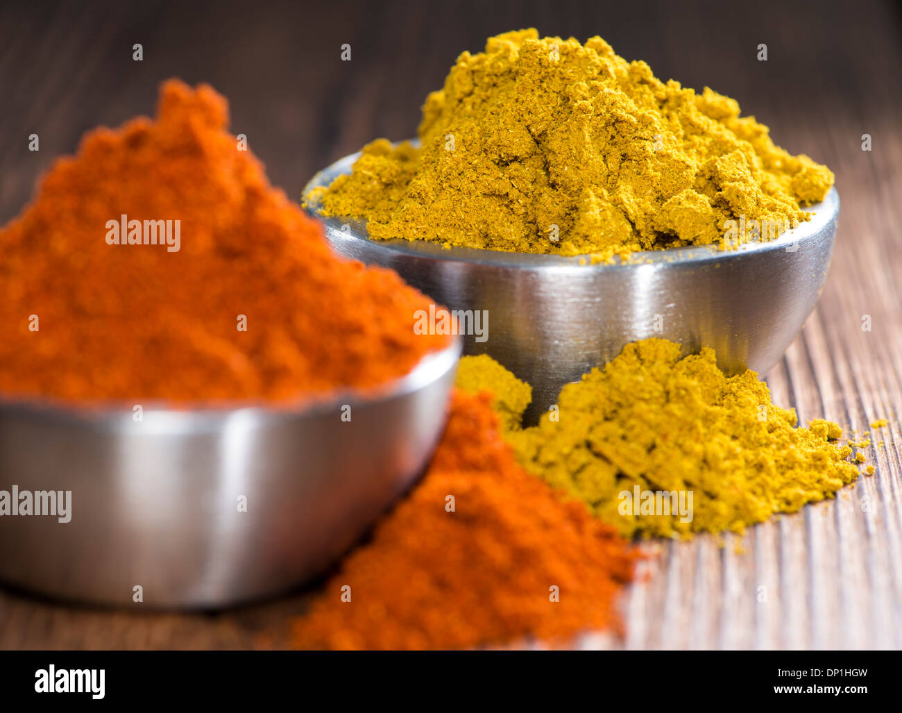 Bowls of curry powder hi-res stock photography and images - Alamy