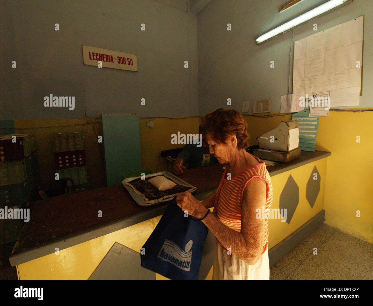 May 04, 2006; Havana, CUBA; Cuban residents wait out side the food ...