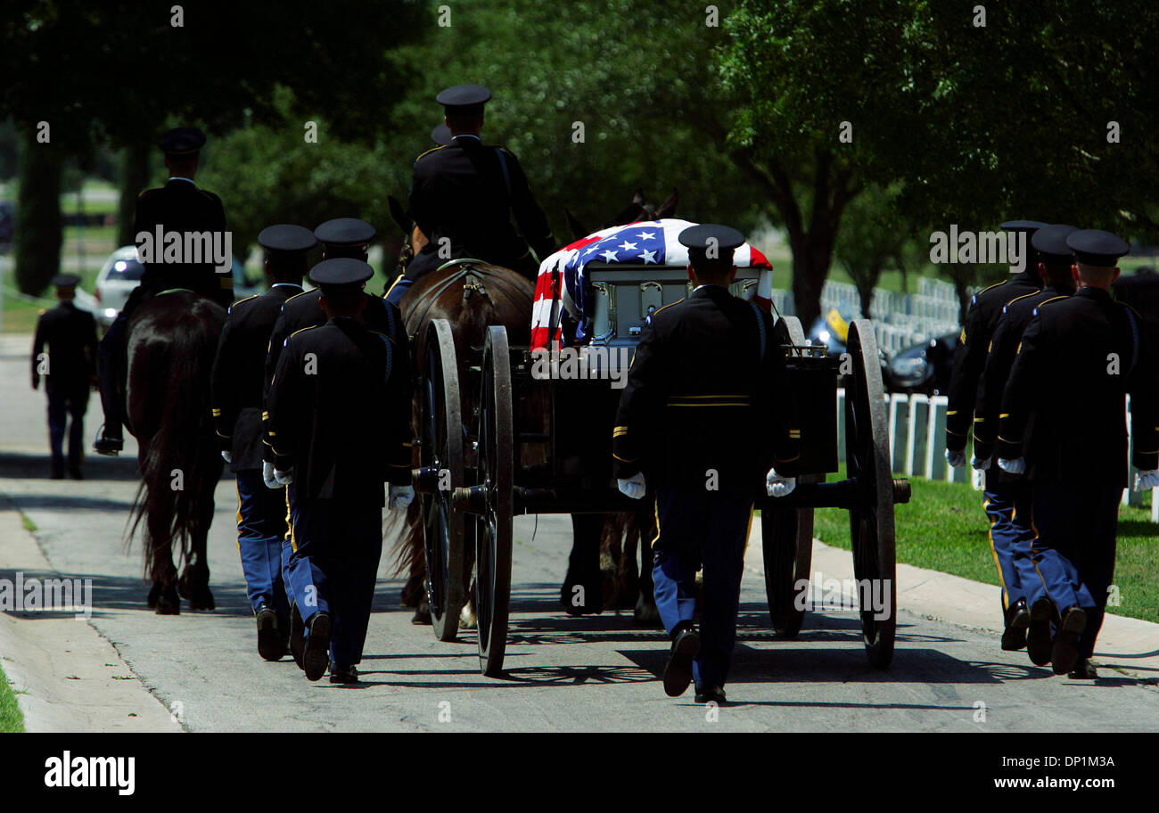 Fort sam houston national cemetery hi-res stock photography and images ...