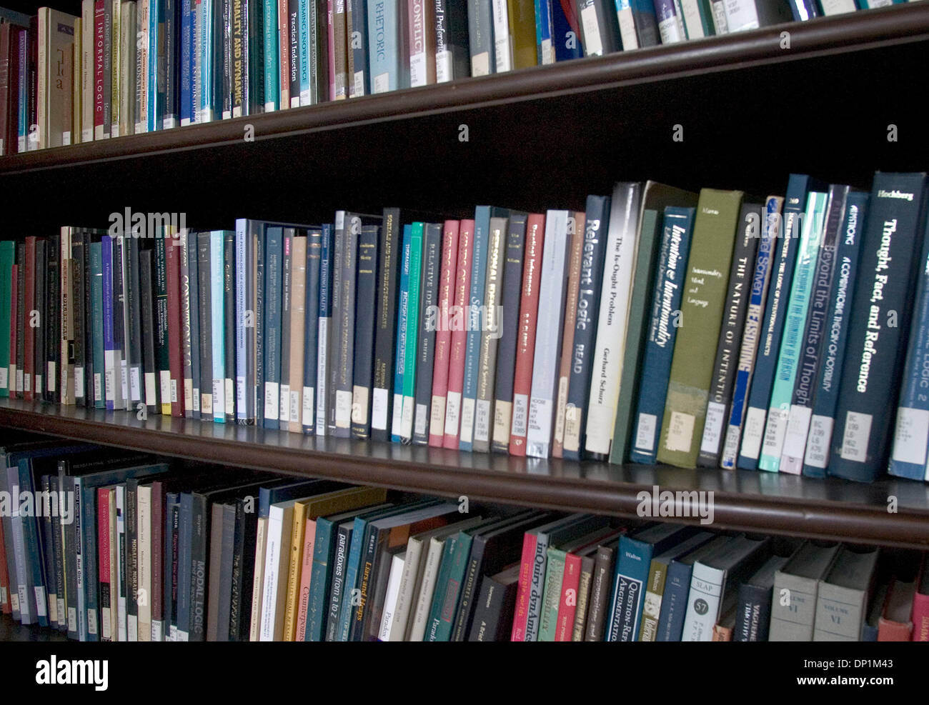 May 05, 2006; Los Angeles, CA, USA; Books line the shelves at Hoose ...