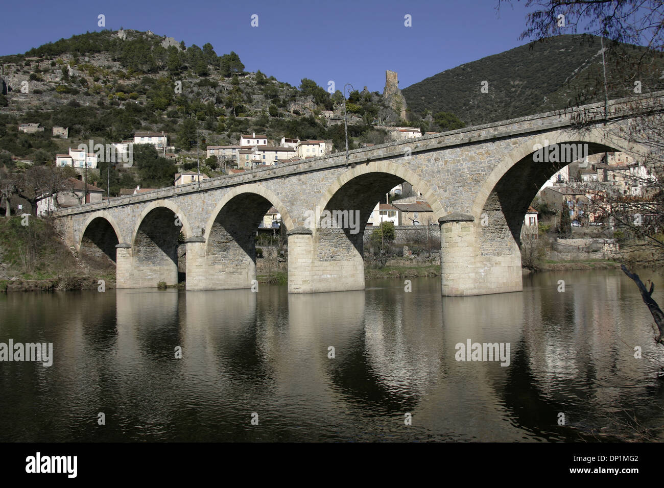 ROQUEBRUN VILLAGE RIVER ORB BRIDGE LANGUEDOC FRANCE Stock Photo - Alamy