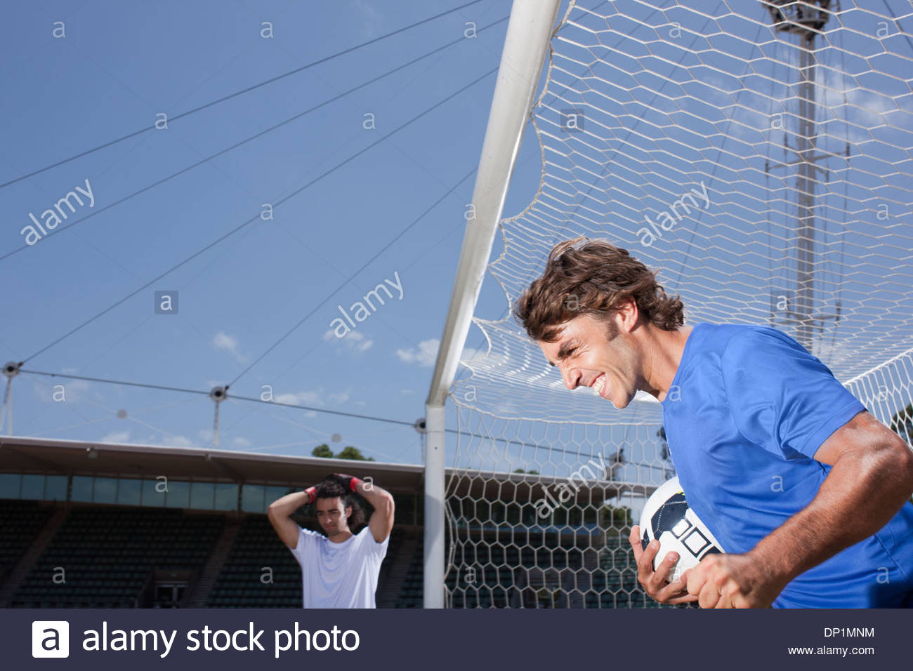 Scoring Stock Photos & Scoring Stock Images - Alamy