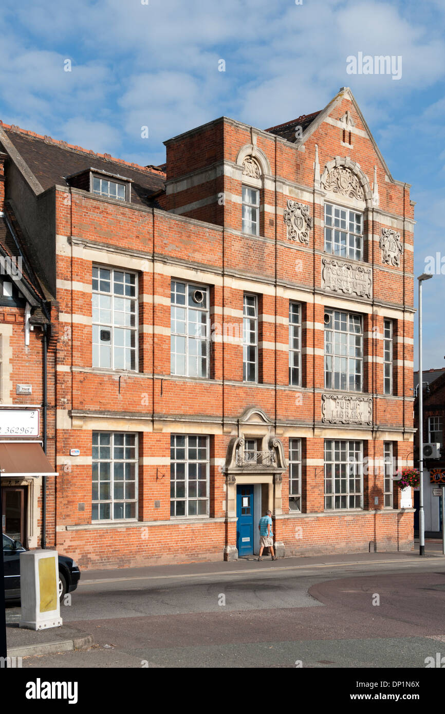 Tonbridge library hi-res stock photography and images - Alamy