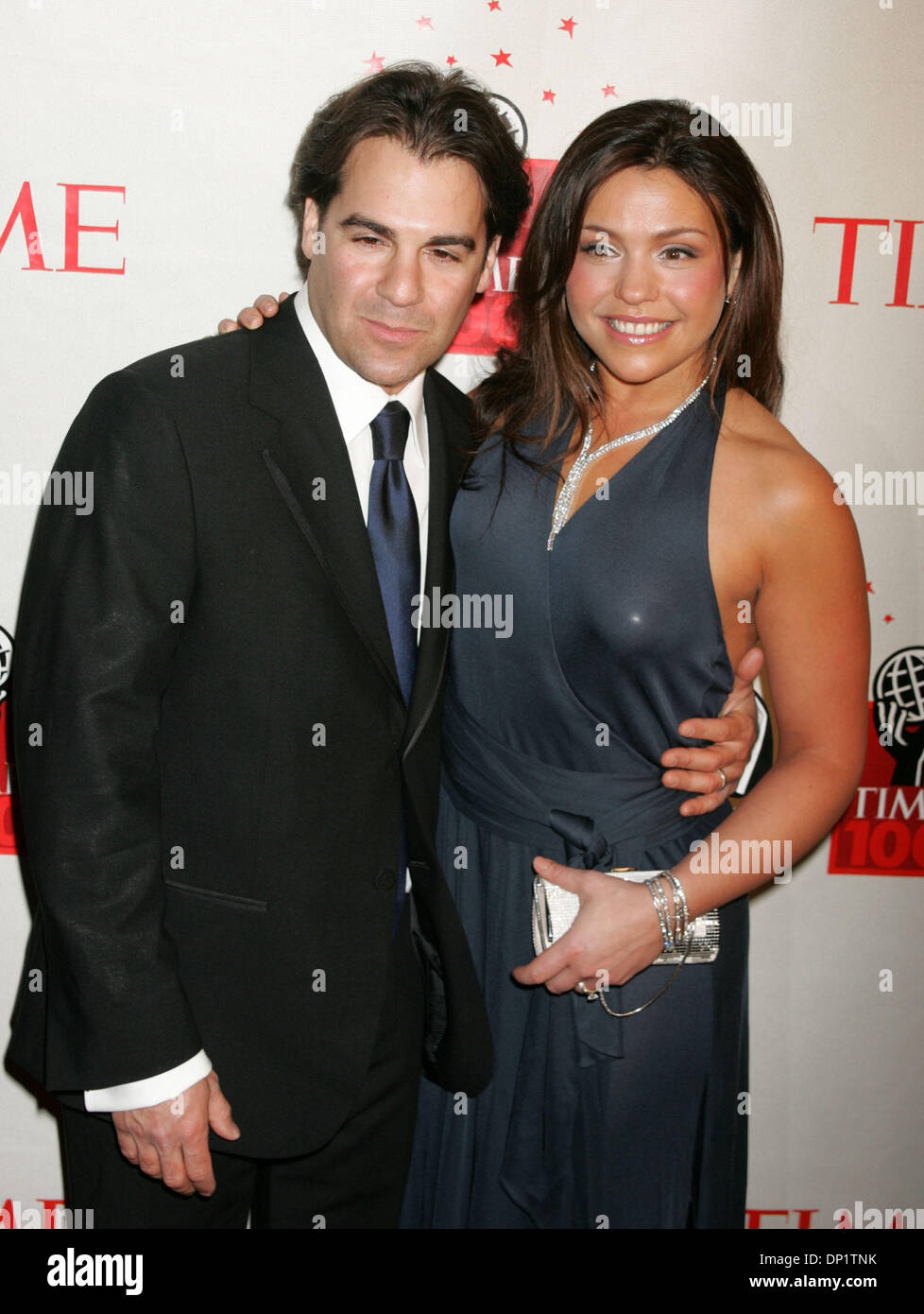 May 08, 2006; New York, NY, USA; Food Network chef RACHAEL RAY and ...