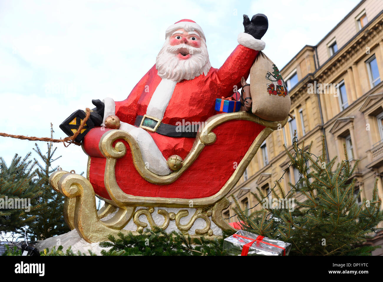 Sled of santa claus hi-res stock photography and images - Alamy