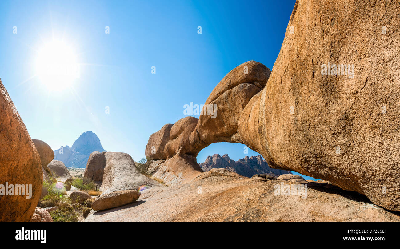 Natural bridge and pontok mountains hi-res stock photography and images ...