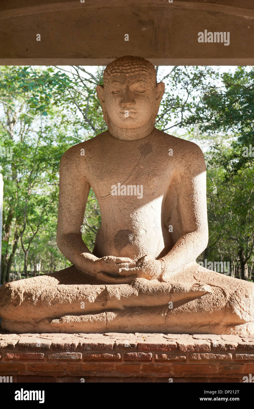 Buddha statue, Abhayagiri Temple, Anuradhapura, Sri Lanka Stock Photo ...