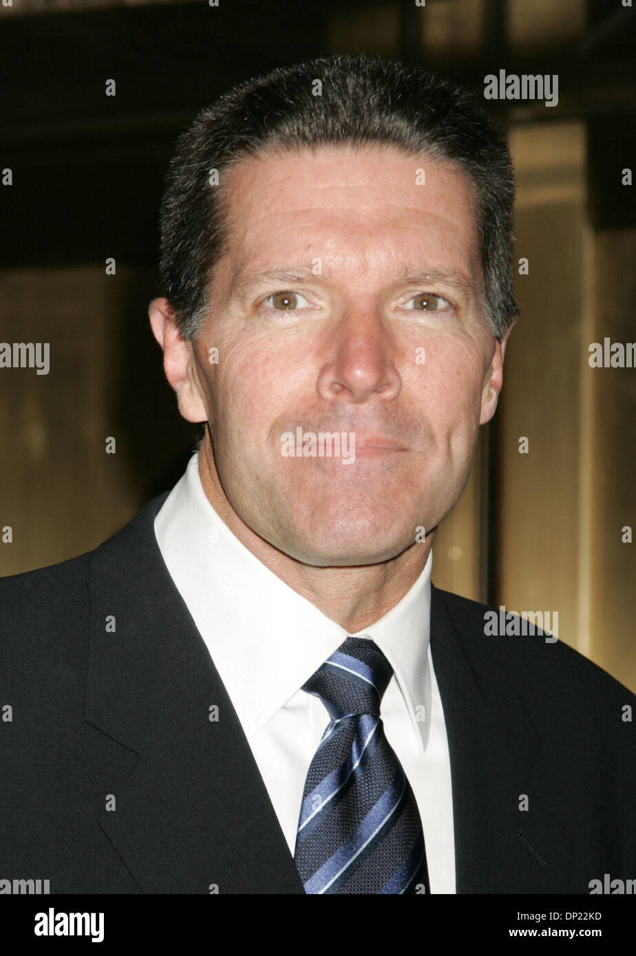 Stone phillips hi-res stock photography and images - Alamy