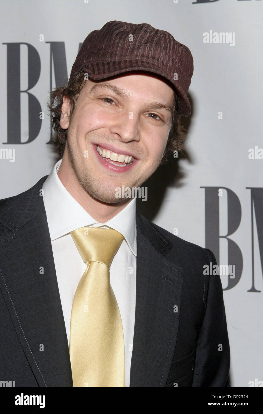 May 16, 2006; Beverly Hills, CA, USA; Singer/songwriter GAVIN DEGRAW ...