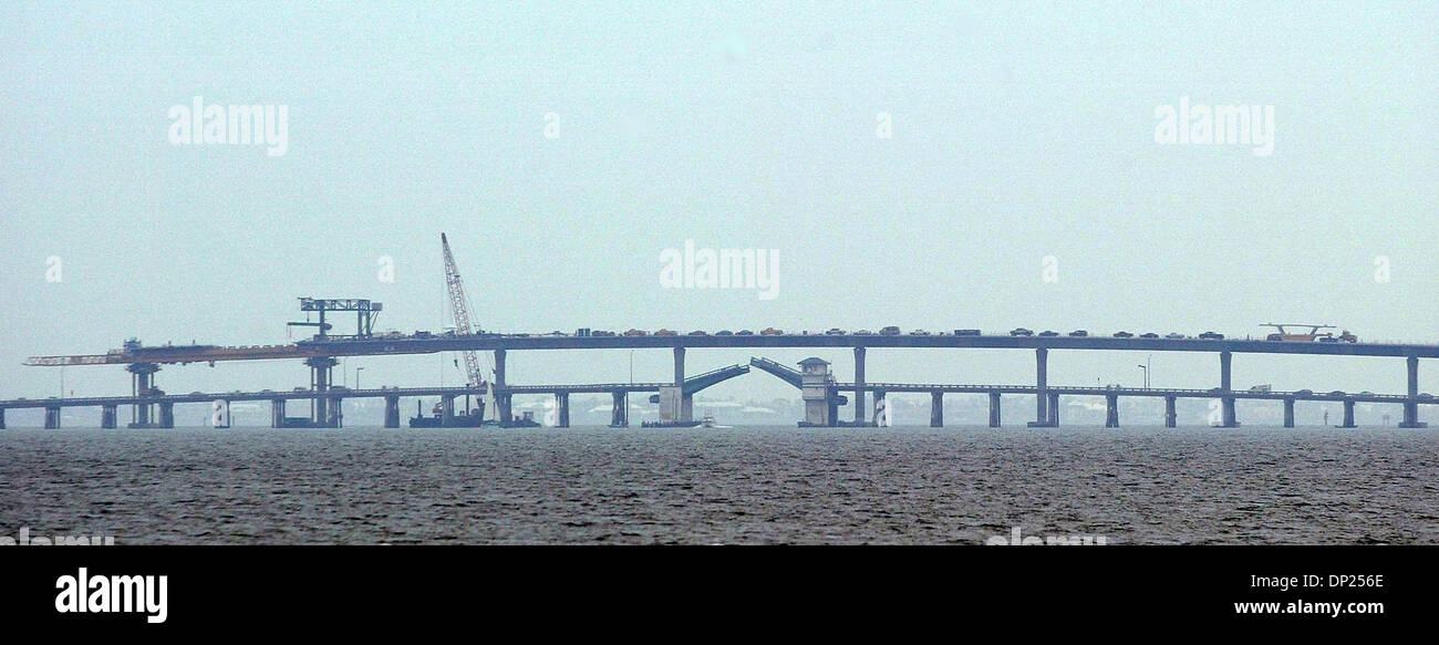 Treasure island causeway bridge hi-res stock photography and images - Alamy