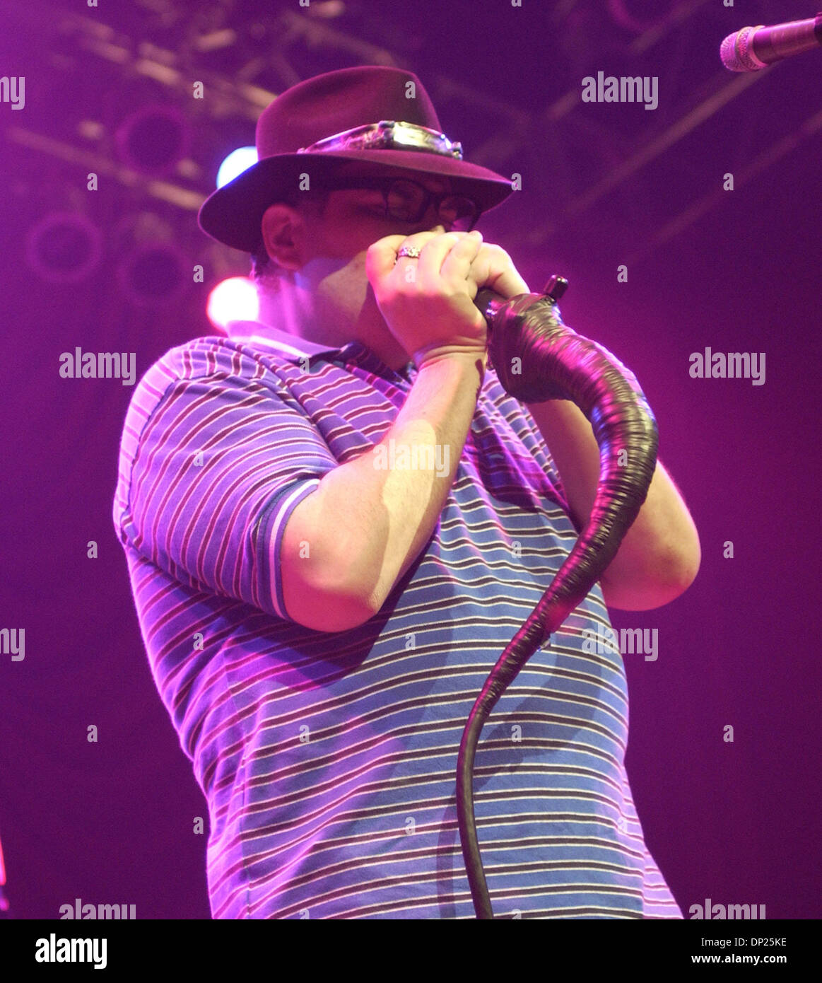 Blues traveler band hi-res stock photography and images - Alamy
