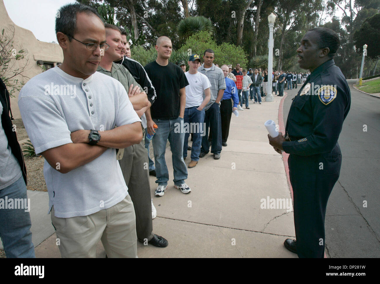 Police written test usa hi-res stock photography and images - Alamy