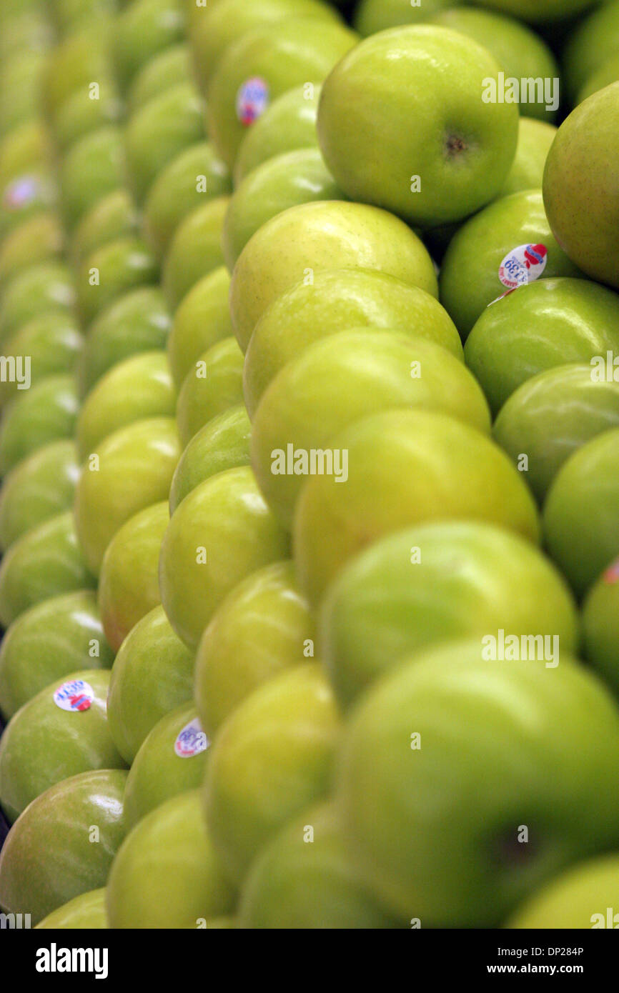May 20, 2006; Los Angeles, CA, USA; Granny Smith apples for sale at the ...