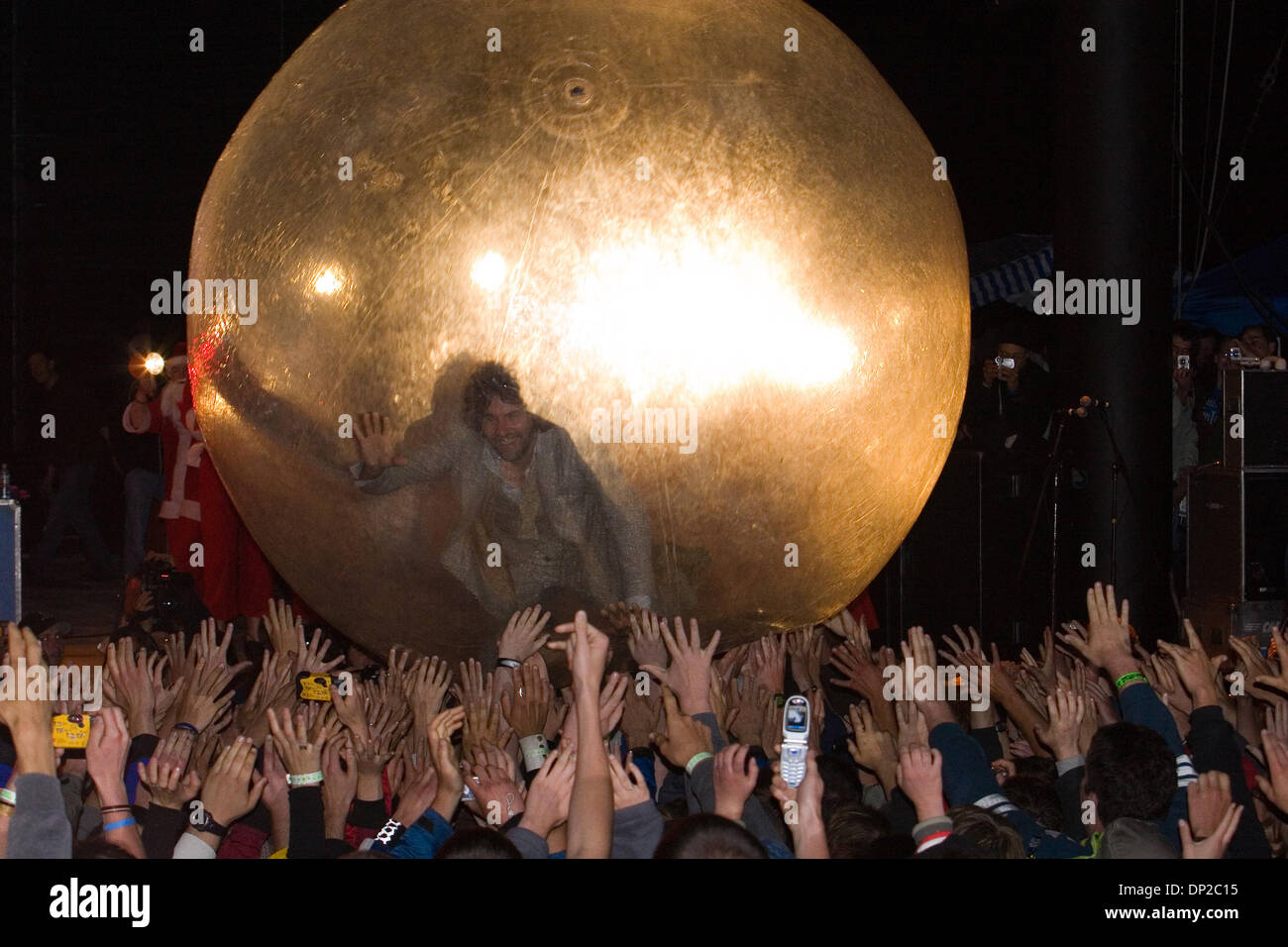 Lead singer of flaming lips hi-res stock photography and images - Alamy