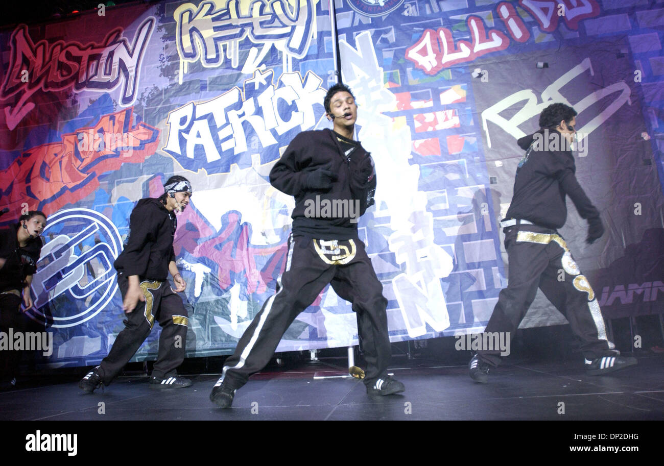 Rap artists hi-res stock photography and images - Alamy