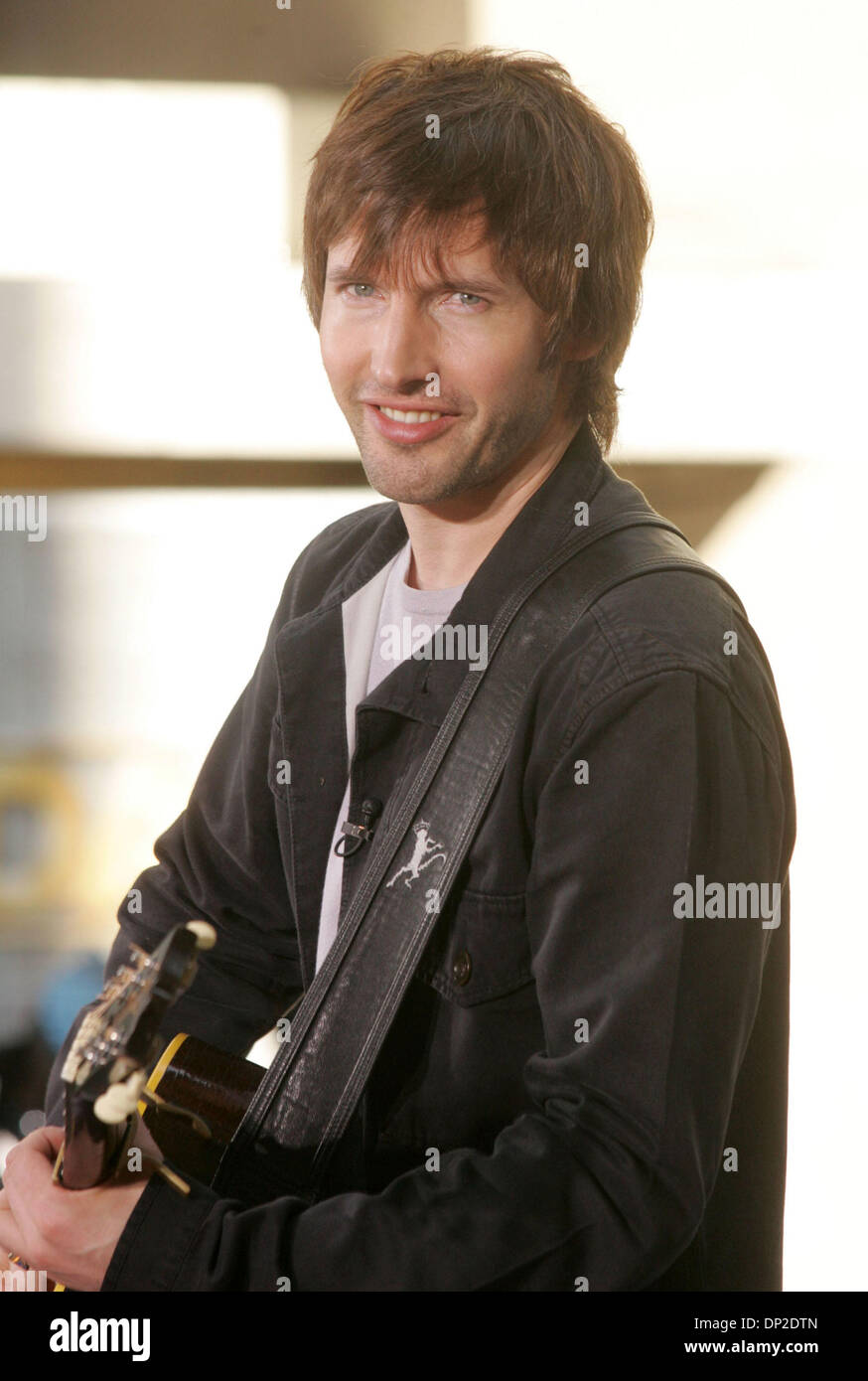 James blunt show hi-res stock photography and images - Alamy