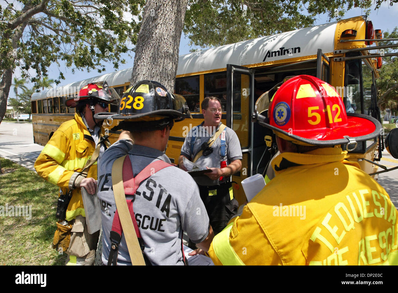 School Bus Stopped High Resolution Stock Photography and Images - Alamy