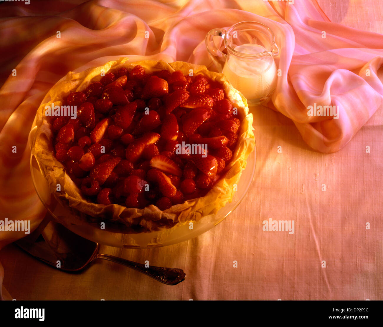 strawberry and raspberry filo pastry tart Stock Photo - Alamy