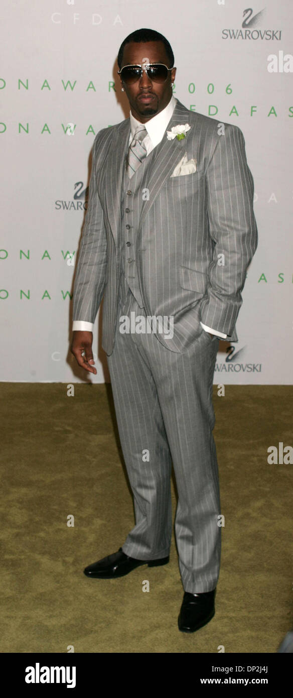 Jun 05, 2006; New York, NY, USA; SEAN COMBS at the 2006 CFDA Fashion ...