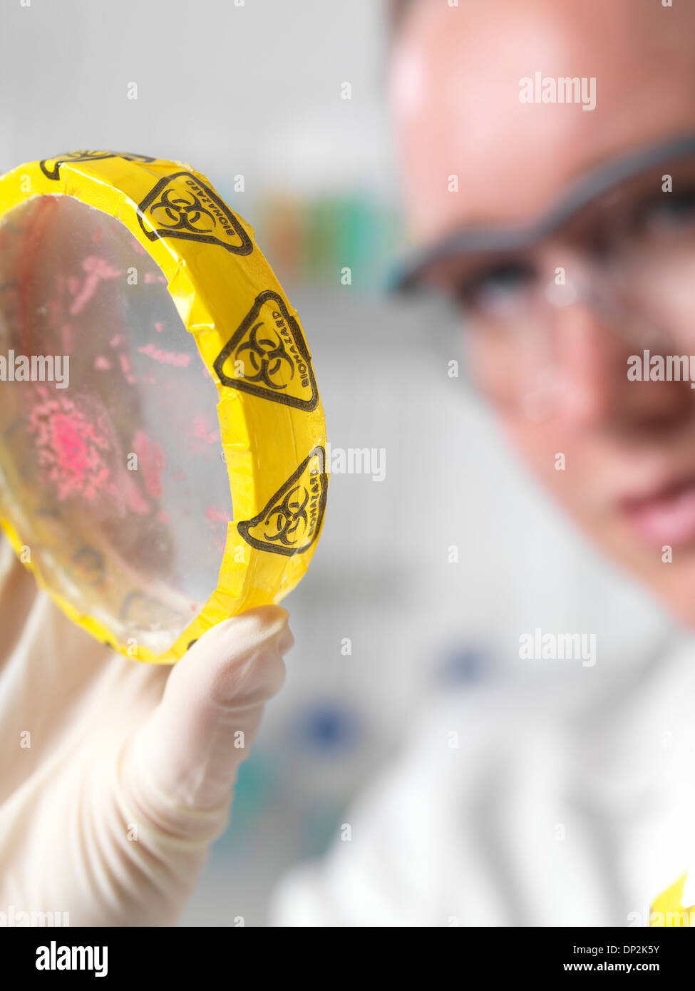 Female microbiology hi-res stock photography and images - Alamy
