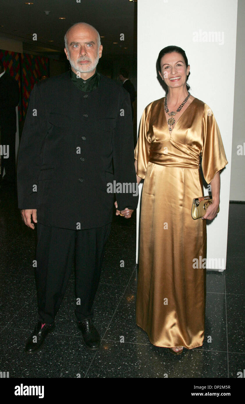 Francesco clemente and his wife alba hi-res stock photography and ...
