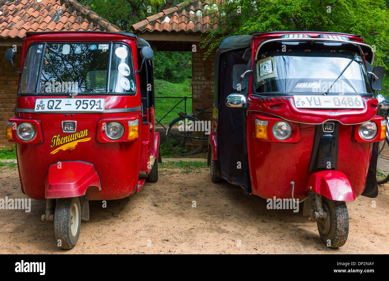 Three Wheeled Taxi Stock Photos & Three Wheeled Taxi Stock Images - Alamy