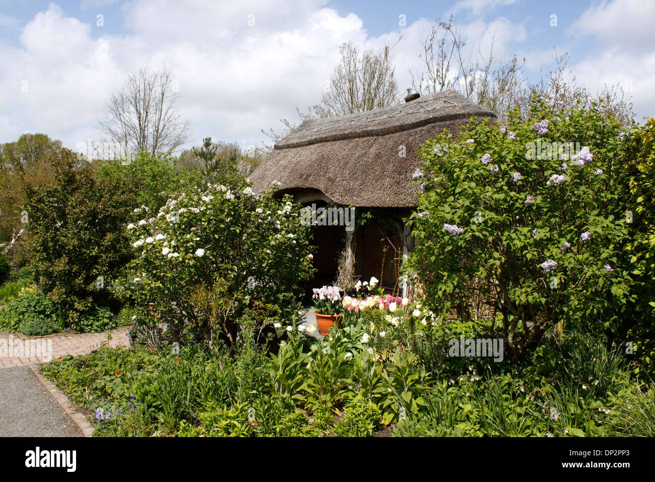 Uk gardens hi-res stock photography and images - Alamy
