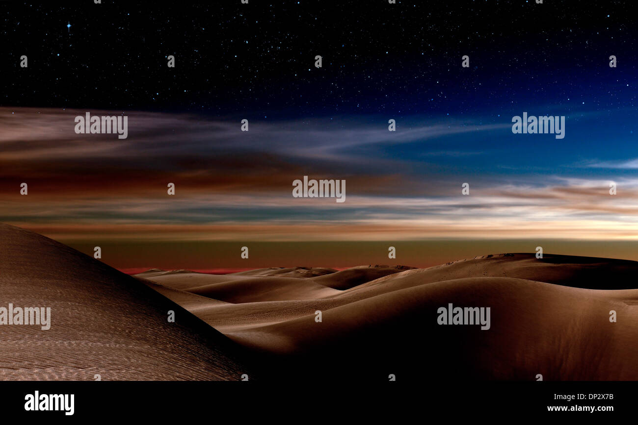 Desert at night Stock Photo - Alamy