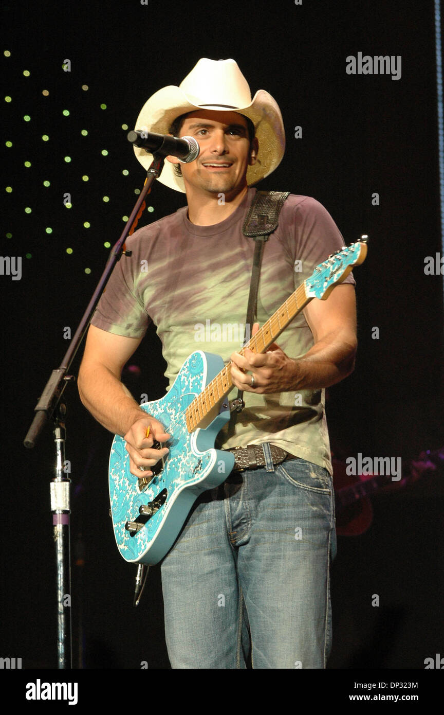 Jun 16, 2006; Raleigh, NC, USA; Country singer/musician BRAD PAISLEY ...