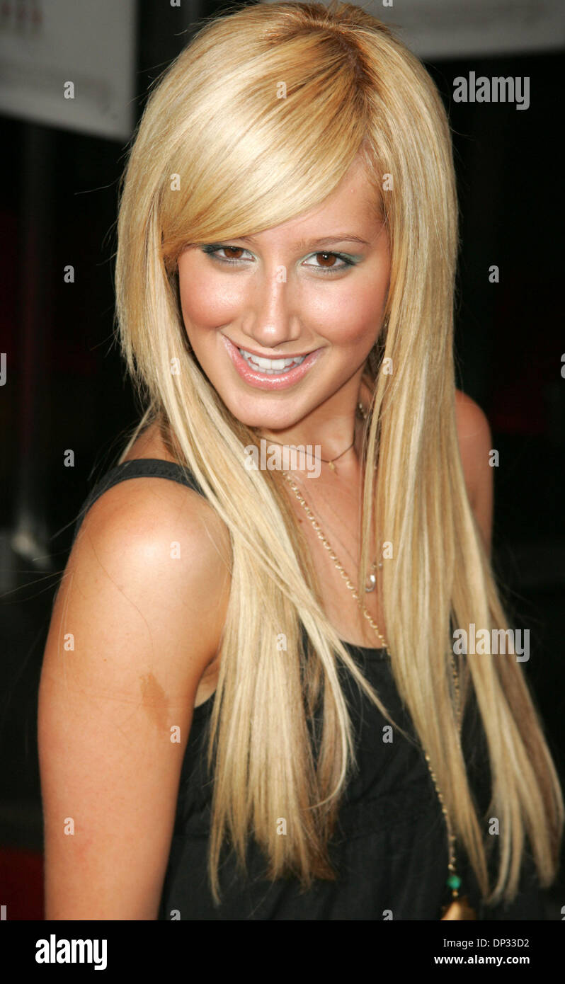 Jun 19, 2006; New York, NY, USA; Actress at the New York premiere of ...