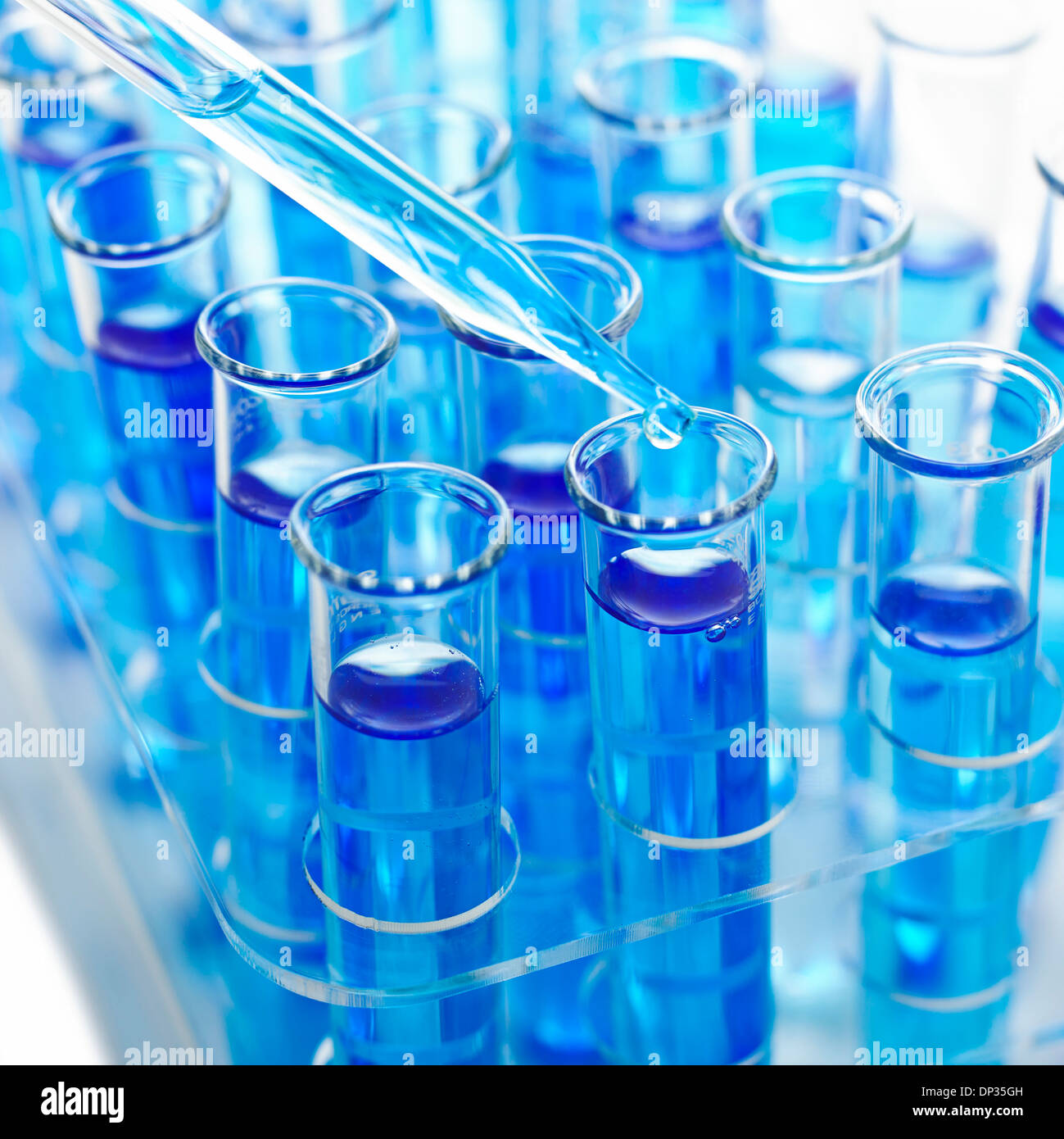 Large test tubes hi-res stock photography and images - Alamy