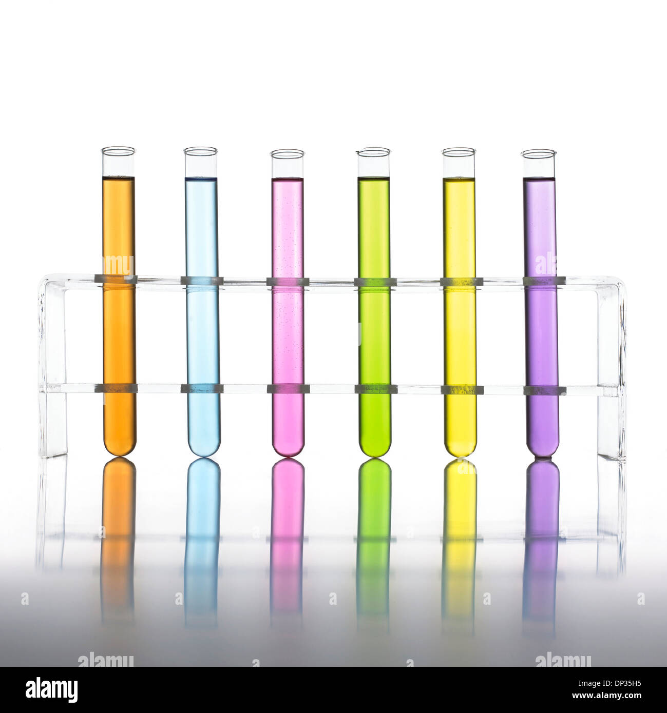 Fluid in test tubes hi-res stock photography and images - Alamy