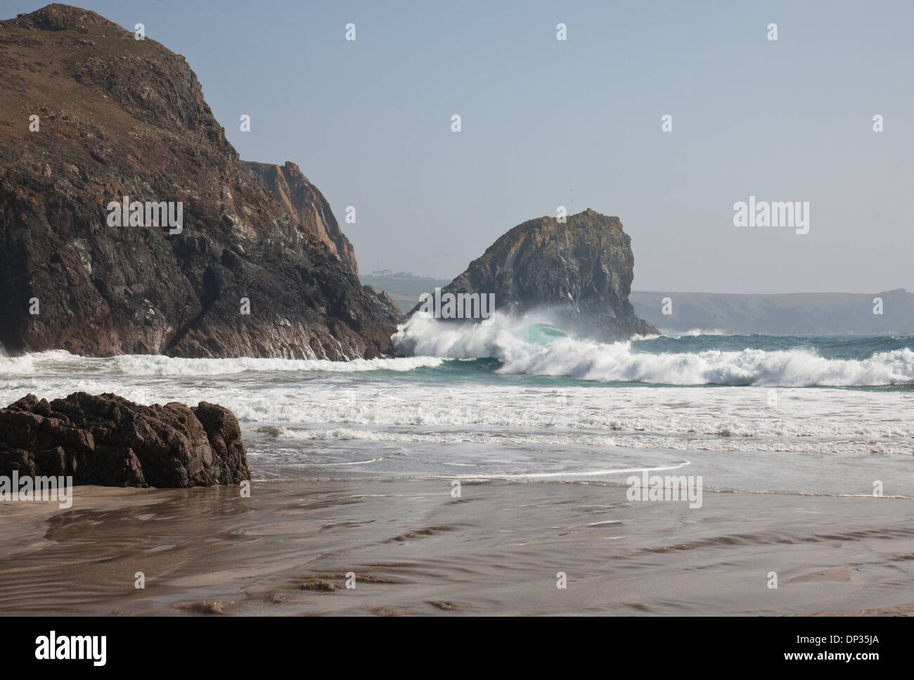 Lizard point cornwall sea water beach coast hi-res stock photography ...
