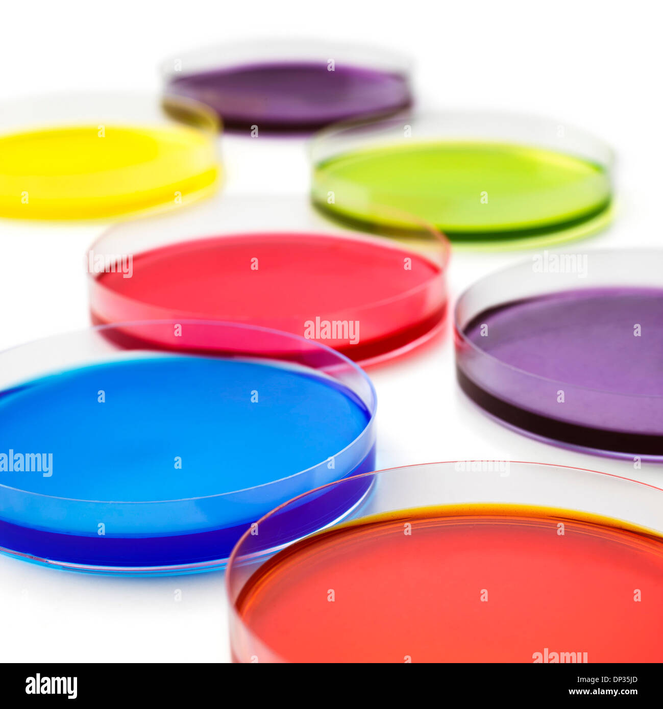 Petri dishes hi-res stock photography and images - Alamy