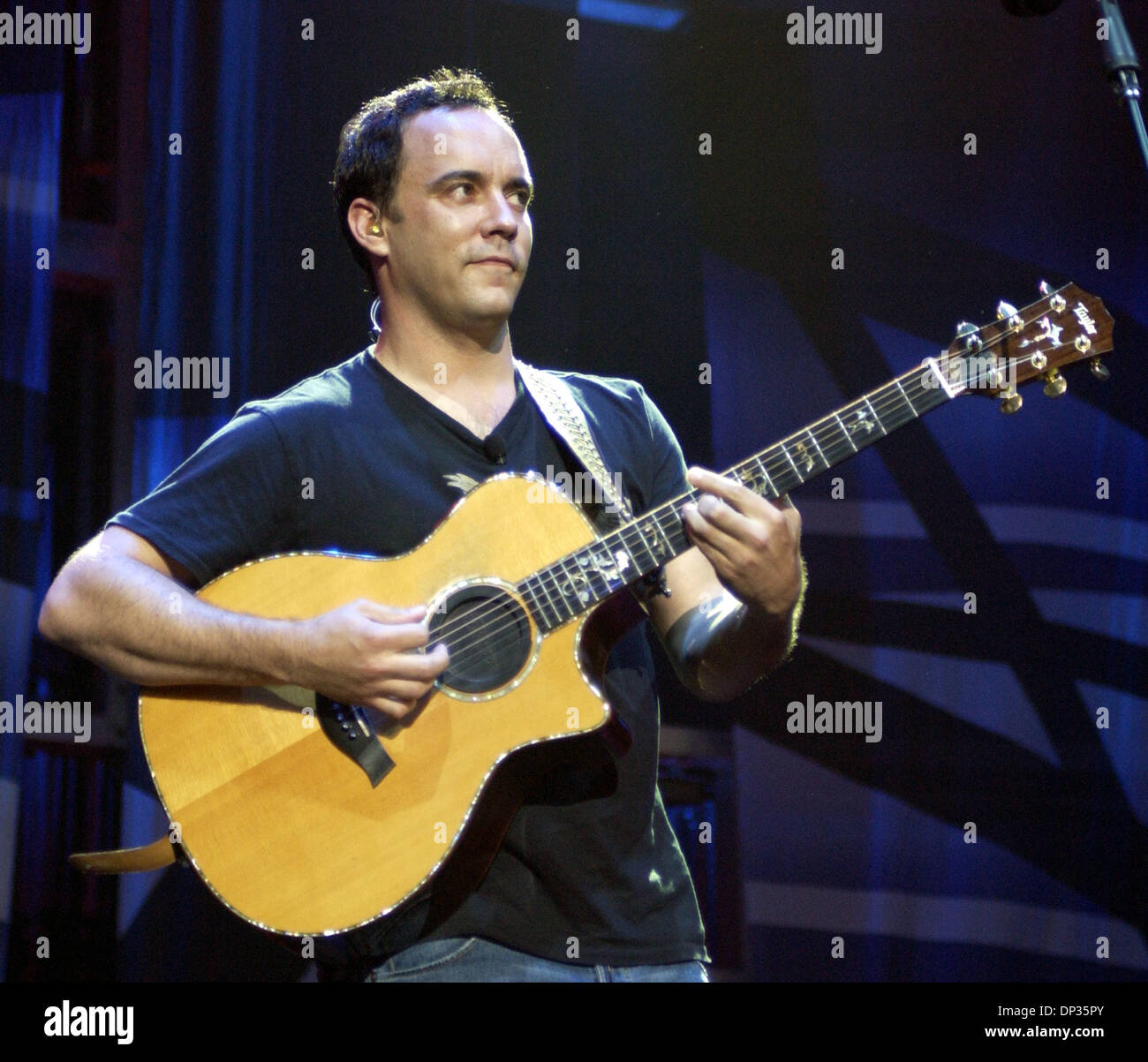 Jun 21, 2006; Raleigh, NC, USA; Musician DAVE MATTHEWS of the Dave ...