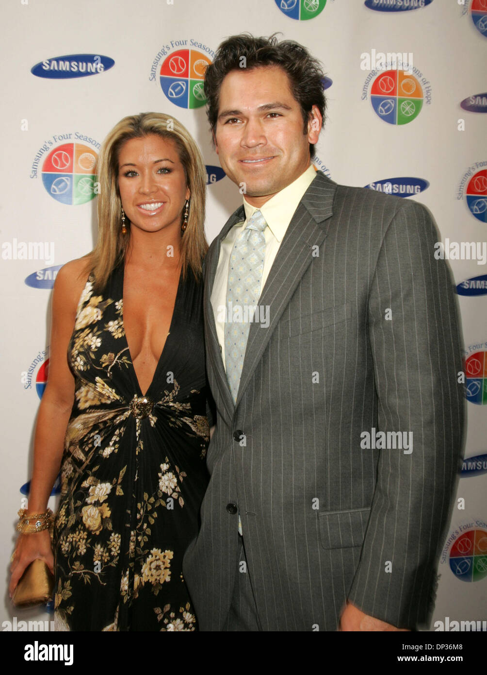 Jun 22, 2006; New York, NY, USA; New York Yankee Center Fielder JOHNNY ...