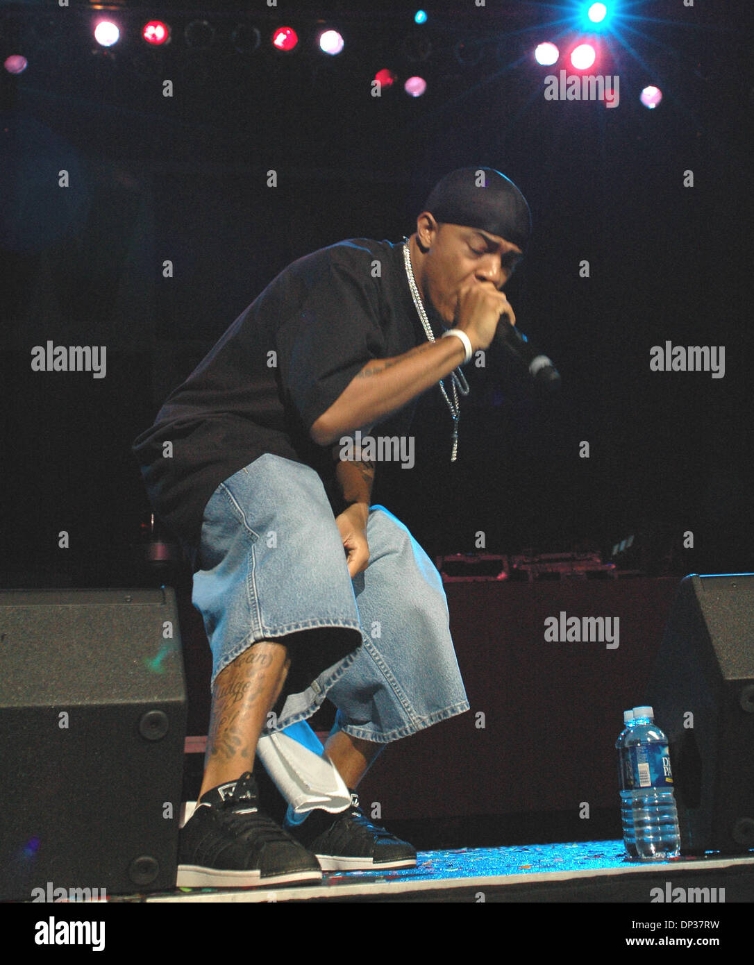 Bow wow concert hi-res stock photography and images - Alamy