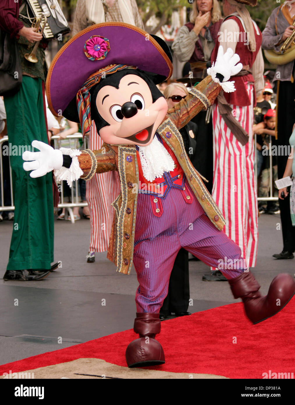 Lisa mouse hi-res stock photography and images - Alamy