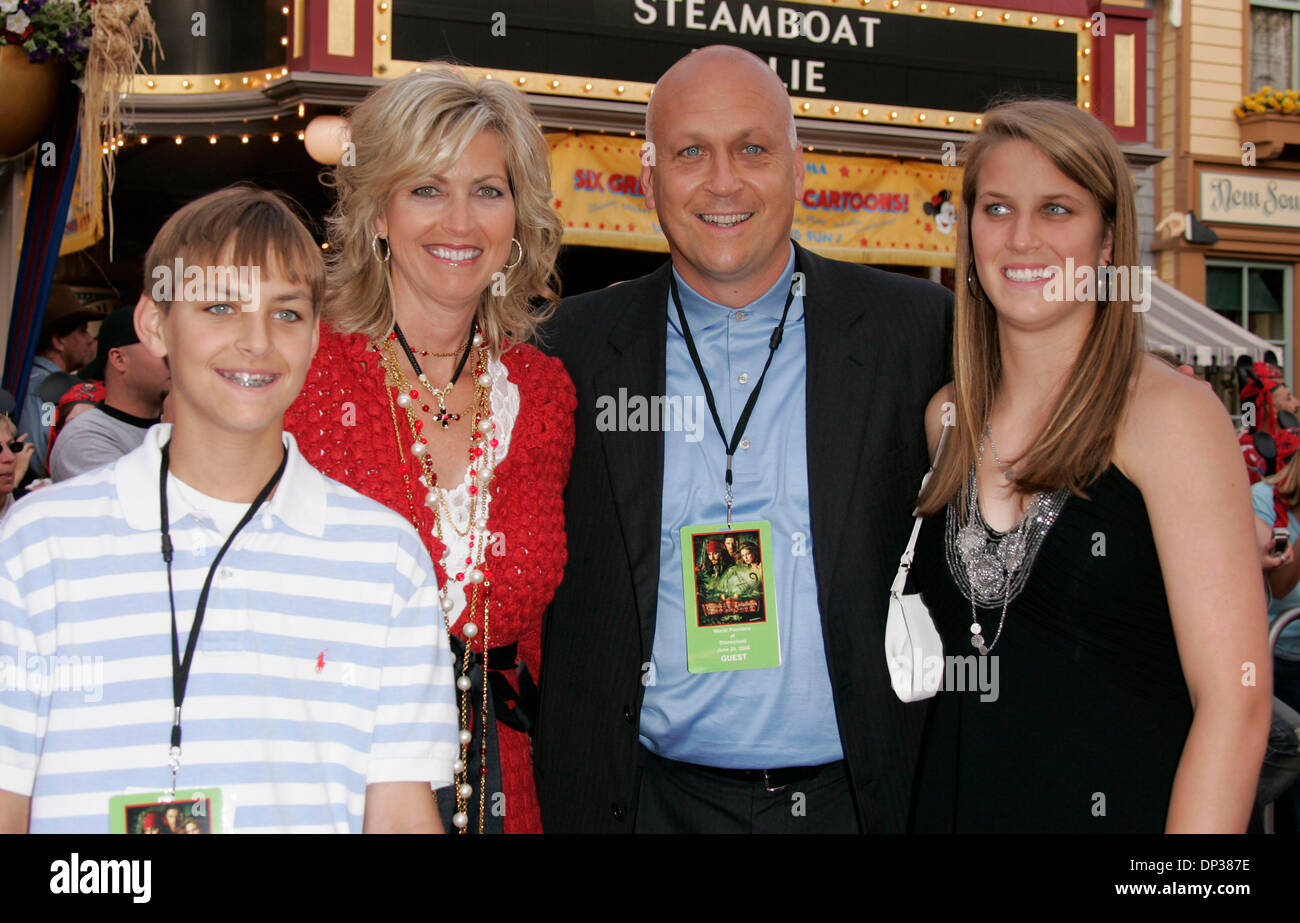 Cal ripken jr hi-res stock photography and images - Alamy