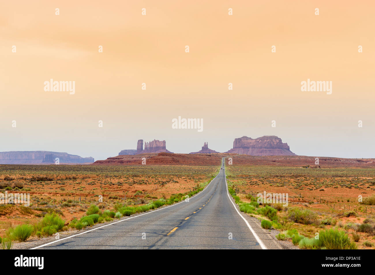 Highway 163 monument valley road hi-res stock photography and images ...