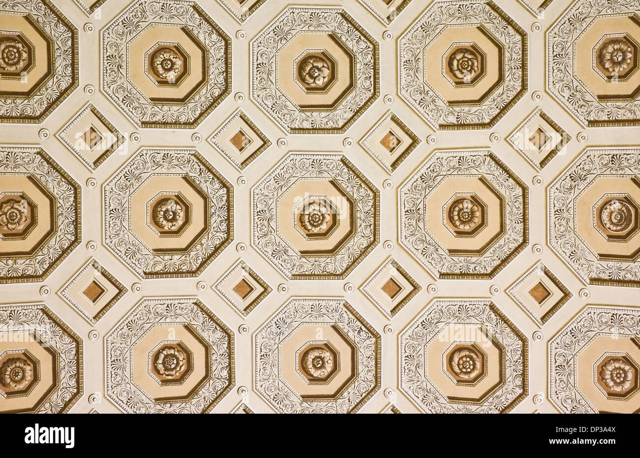 Ceiling hi-res stock photography and images - Alamy