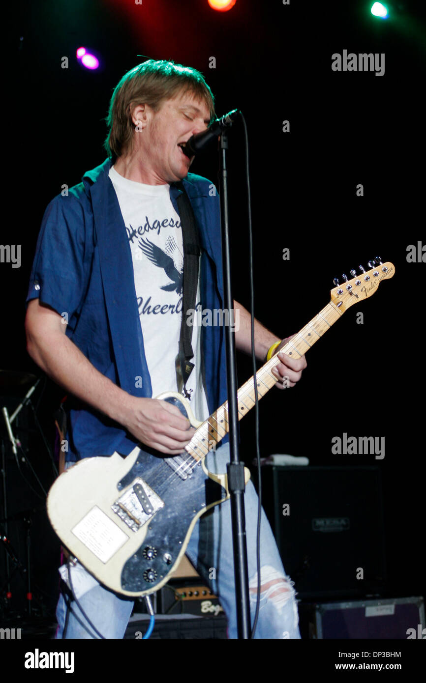 Jun 27, 2006; New York, NY, USA; DAVE PIRNER on lead vocals for Soul ...