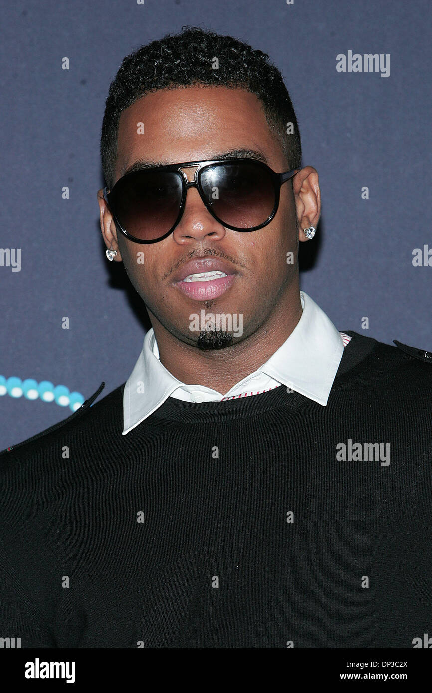 Jun 27, 2006; Los Angeles, CA, USA; Singer BOBBY VALENTINO in the press ...