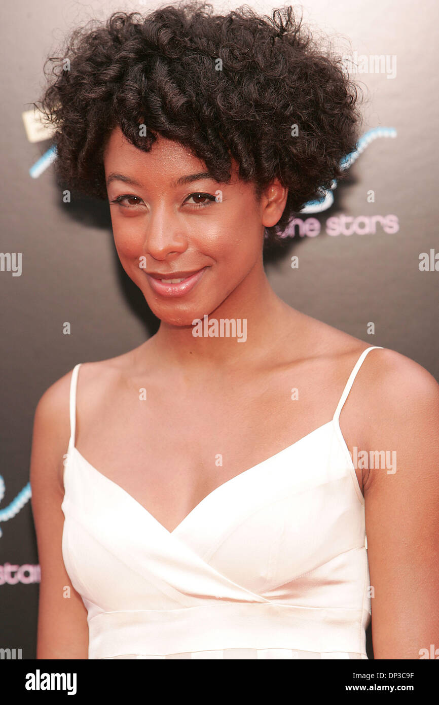Jun 27, 2006; Los Angeles, CA, USA; CORRINE BAILEY RAE during arrivals ...