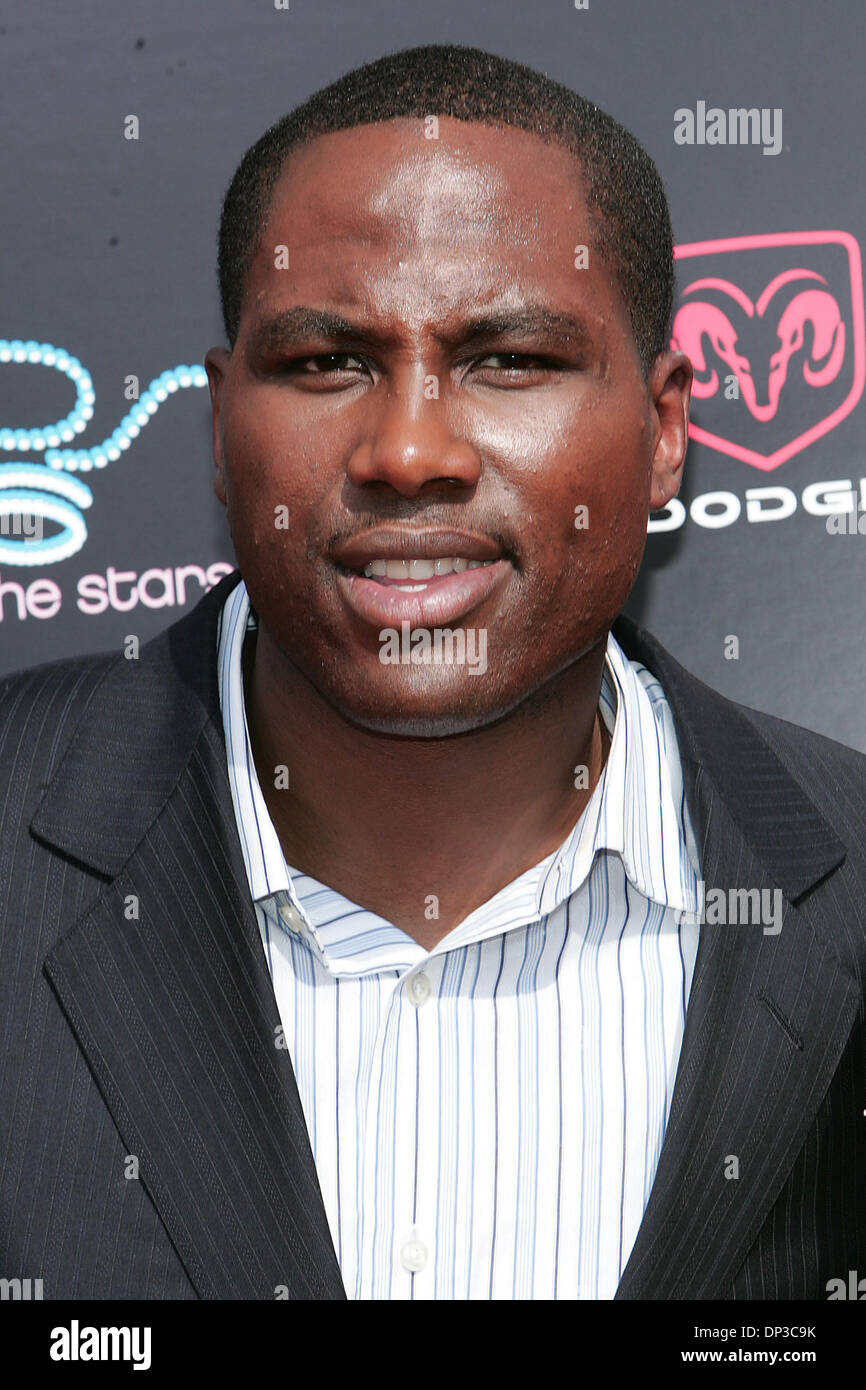 Jun 27, 2006; Los Angeles, CA, USA; Basketball player ELTON BRAND ...