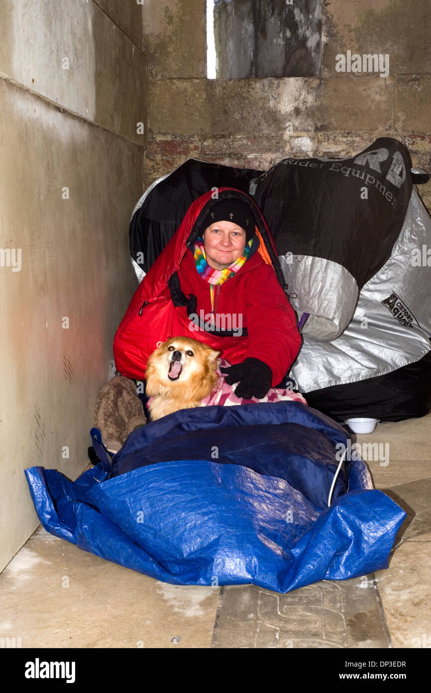 Homeless woman dog hi-res stock photography and images - Alamy
