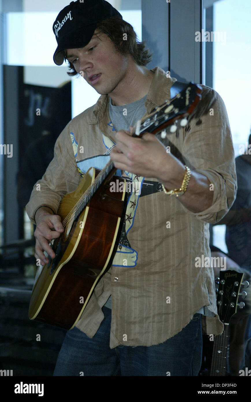 Jul 01, 2006; Las Vegas, NV, USA; Actor JERRY RALAKI playing the guitar ...